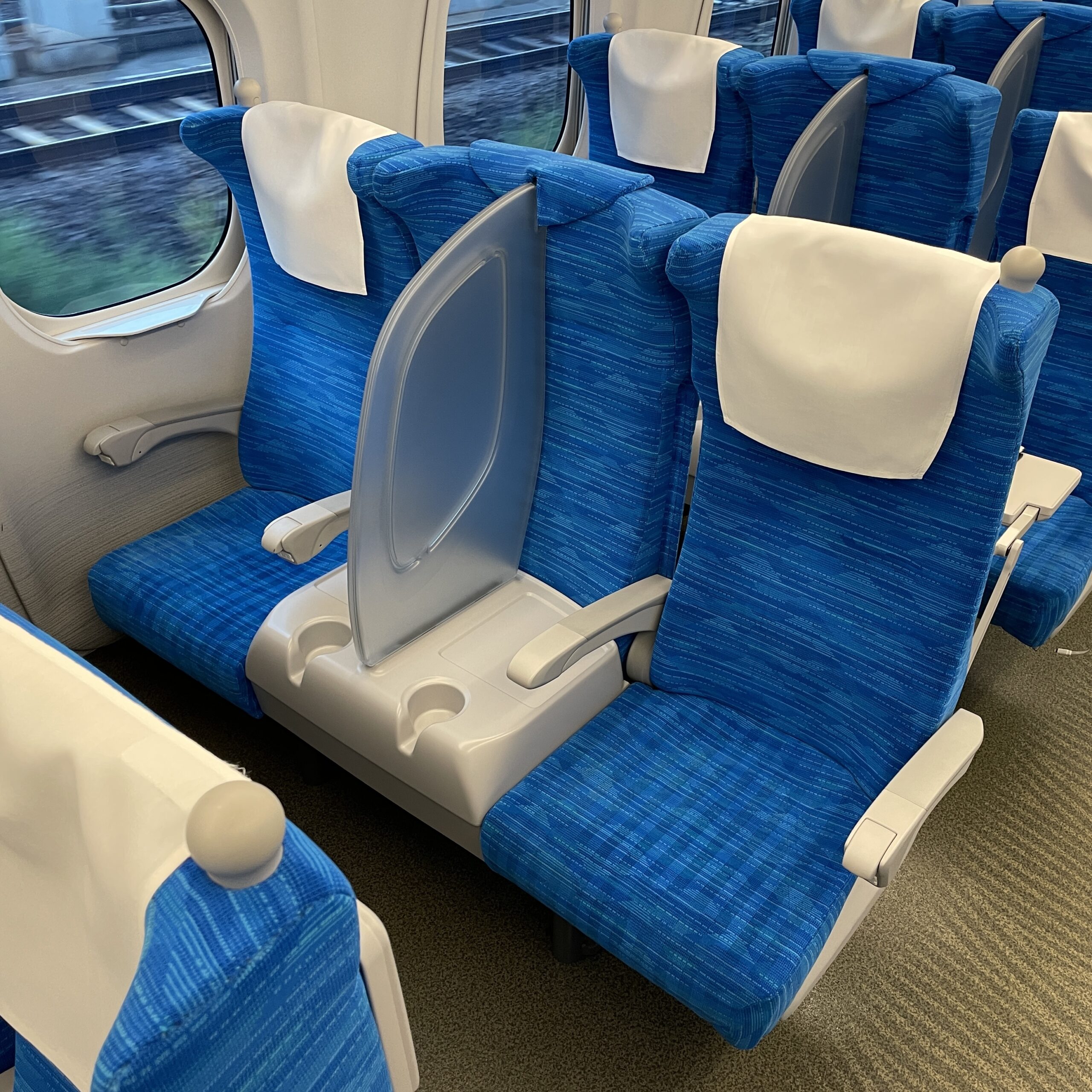 145 Shinkansen S Work seats. – ★ Kyoto Train Lab. ★ (by 京都鐵道文化工房)